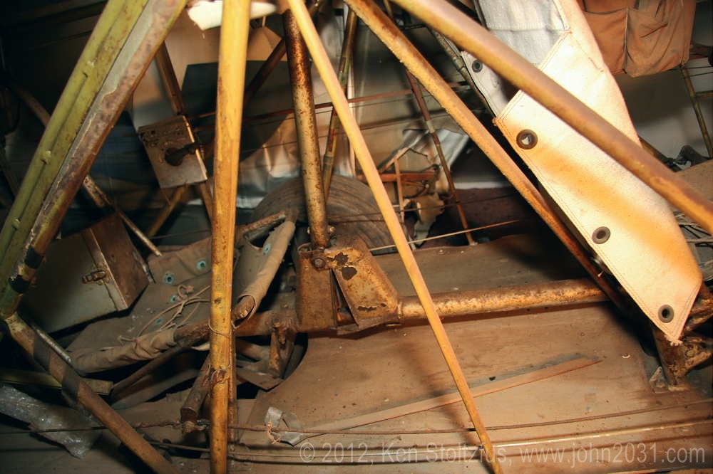 Piper TG-8 Glider pictures and information. Welcome to www.john2031.com ...