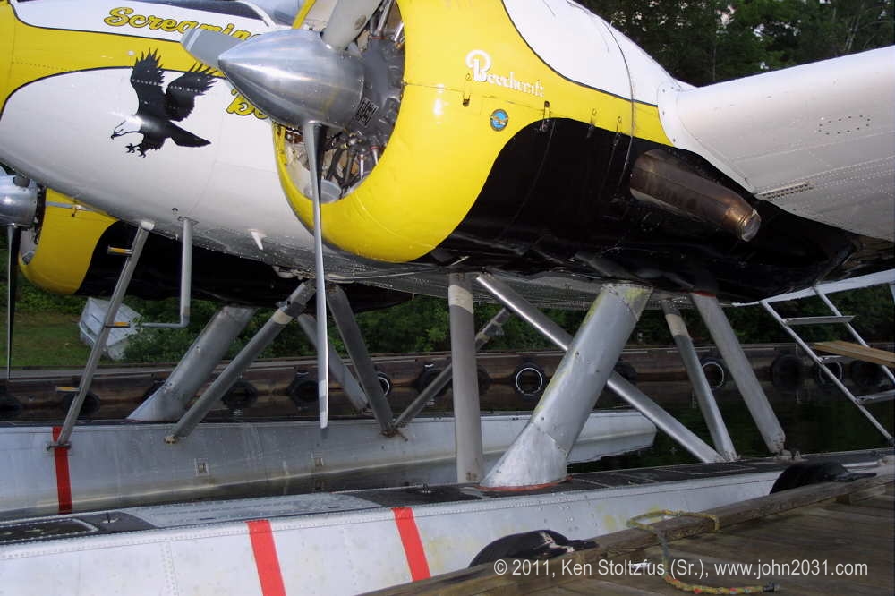 Twin Beech aircraft, BE-18 float plane photos & information. Welcome to ...