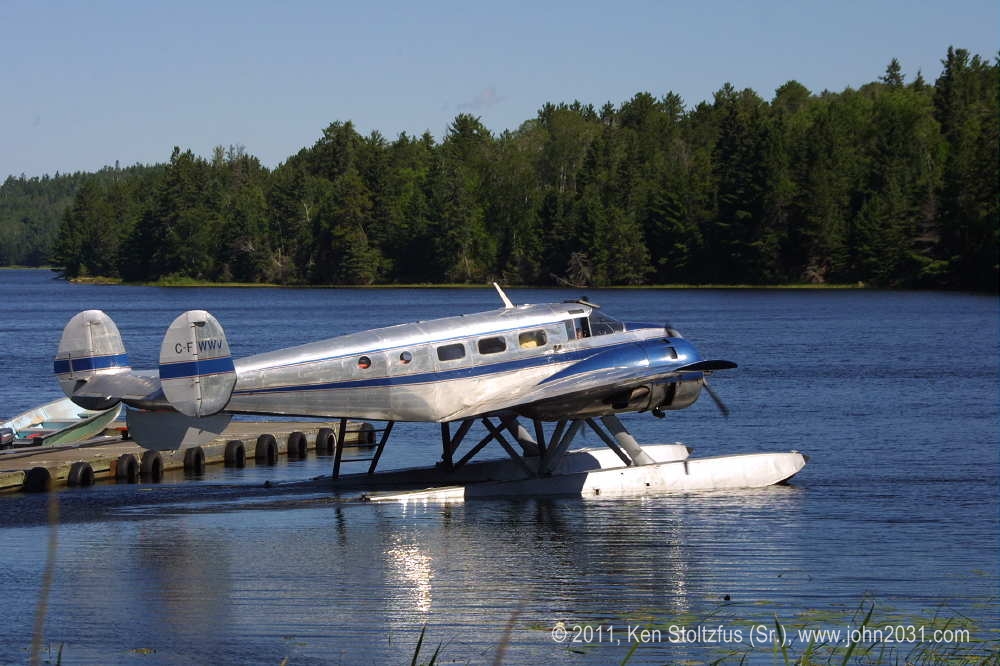 Twin Beech aircraft, BE-18 float plane photos & information. Welcome to ...
